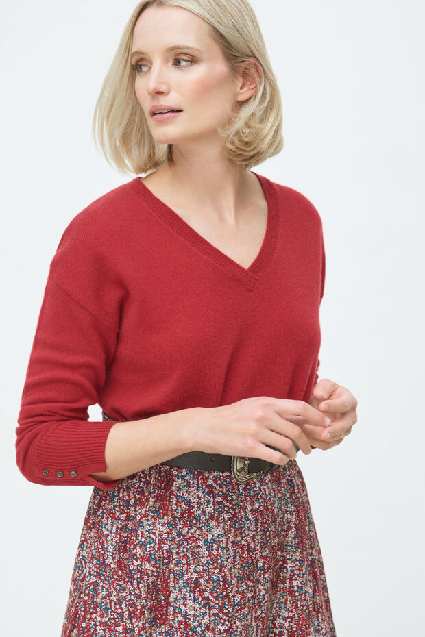 comment porter la couleur rouge avec style après 50 ans